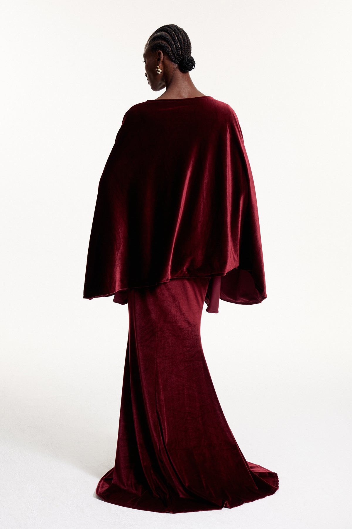 Dixon Cape Sleeve Ruch Velvet Maxi Dress In Wine – Innovare Denim